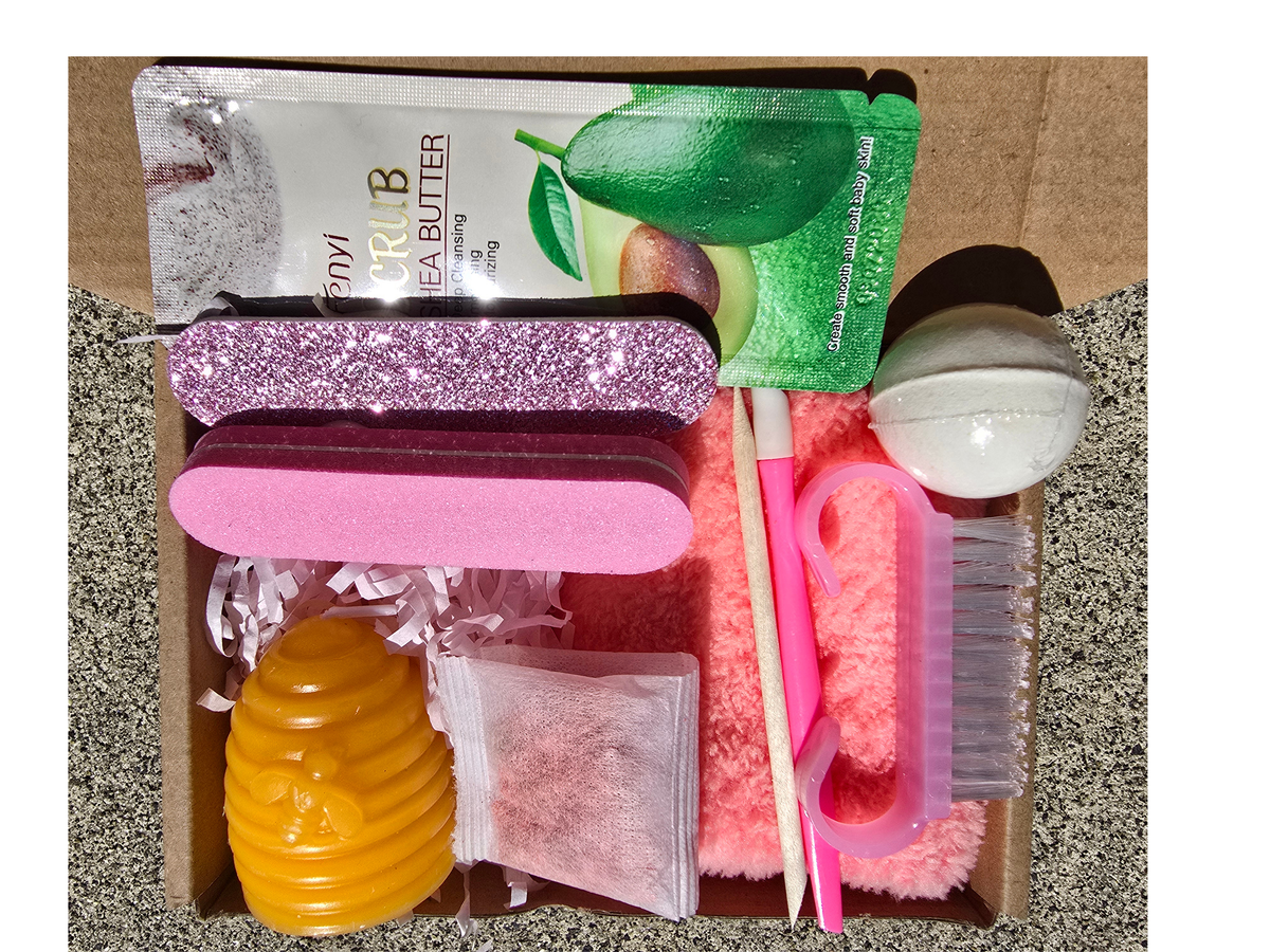 Pamper Pack Mini – Dee-liteful Gifts